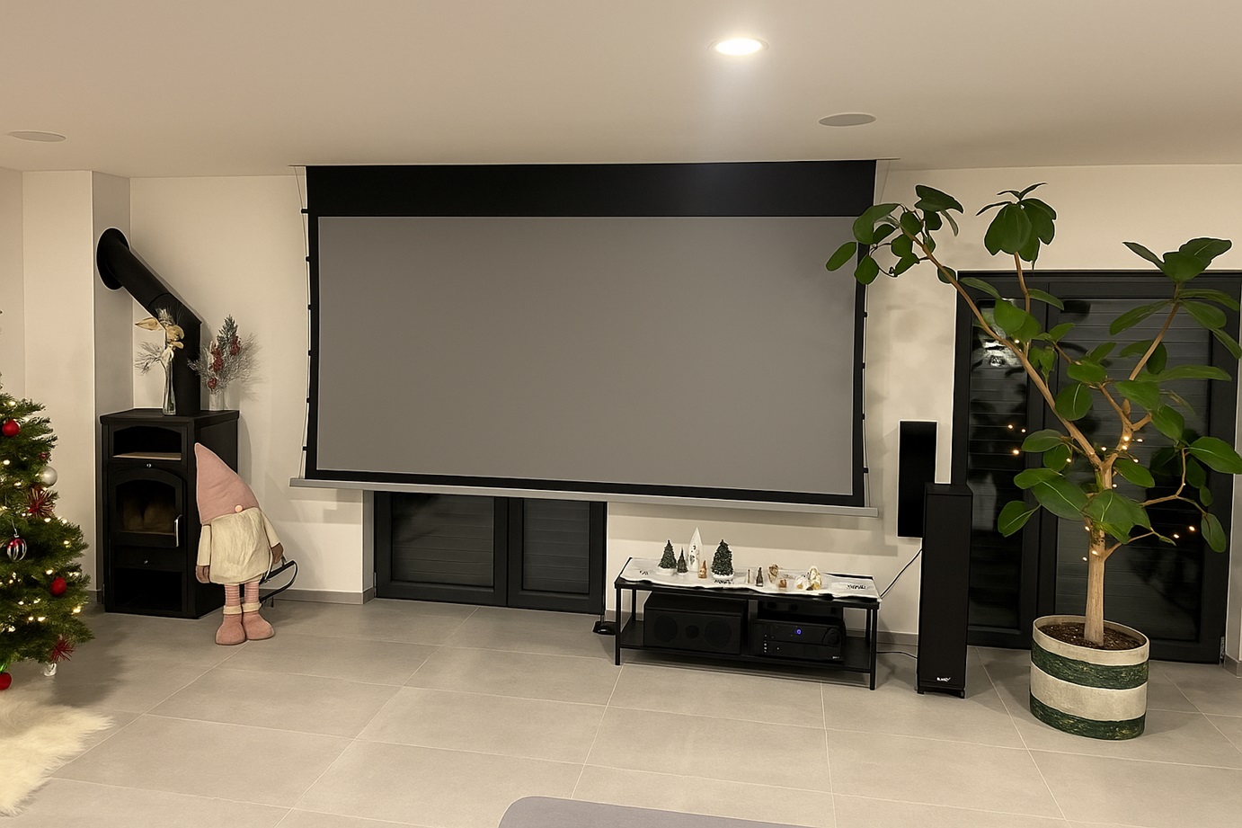 Domácí kino s projektorem Epson: Splněná představa - Hifihejhal.cz